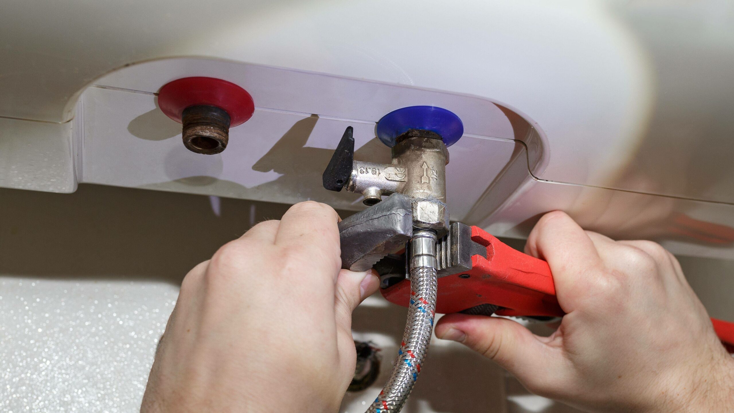 Comment changer une crépine de bain