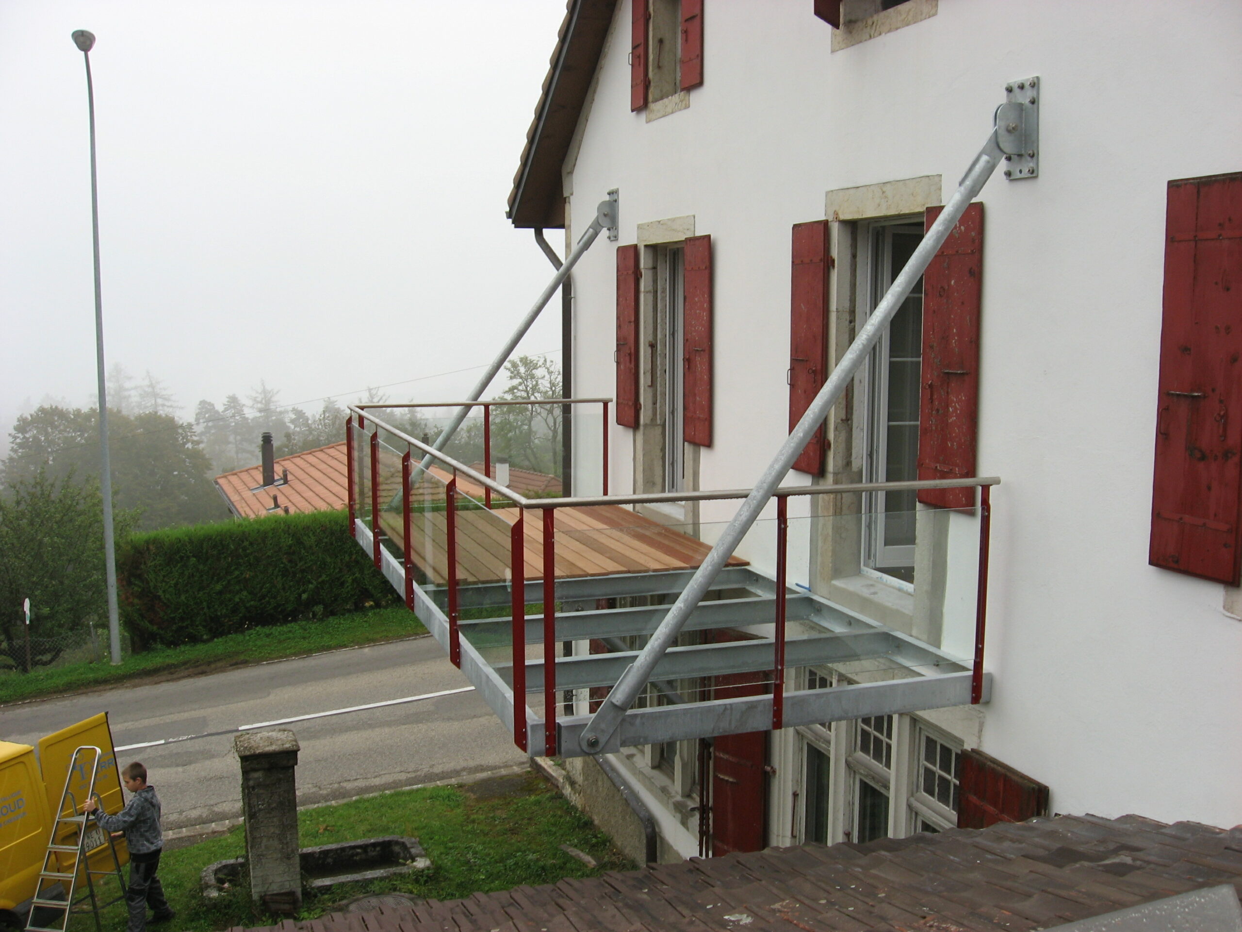 Comment construire un balcon suspendu