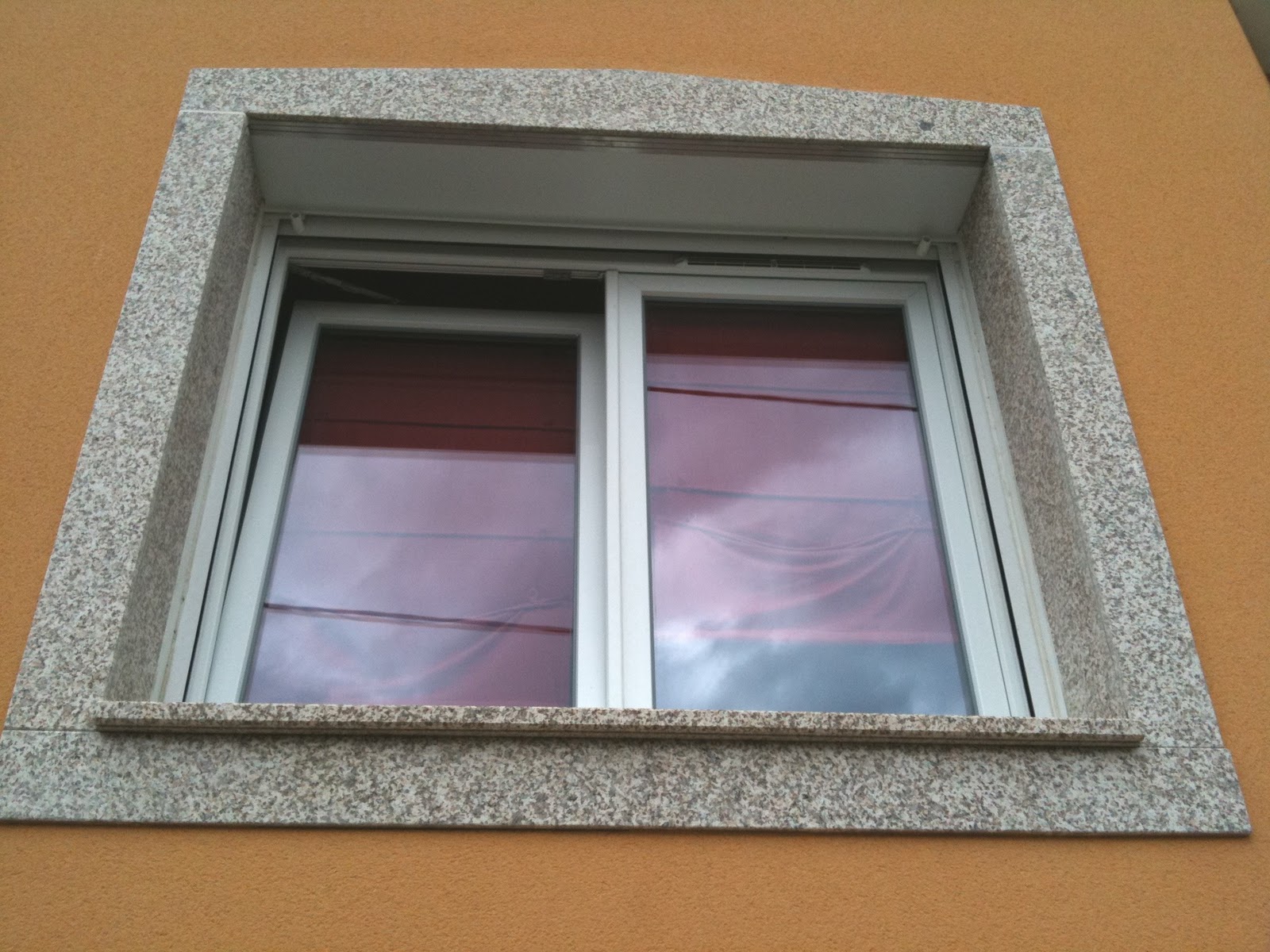 Comment habiller un contour de fenêtre extérieur Comment habiller un contour de fenêtre extérieur