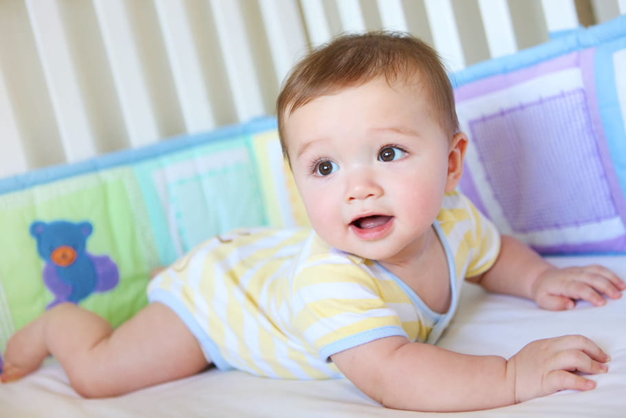 Quel plan incliné choisir pour bébé